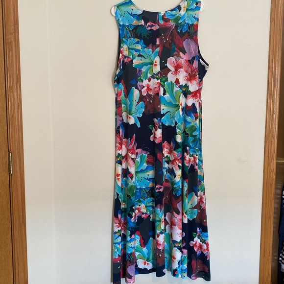 Attitudes by Renee | Dresses | Attitudes By Renee Tropical Floral Dress ...